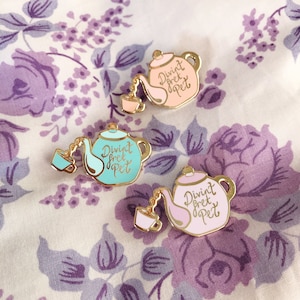 TEAPOT ENAMEL PIN With Glittery Tea - Northern Cuppa! - Etsy
