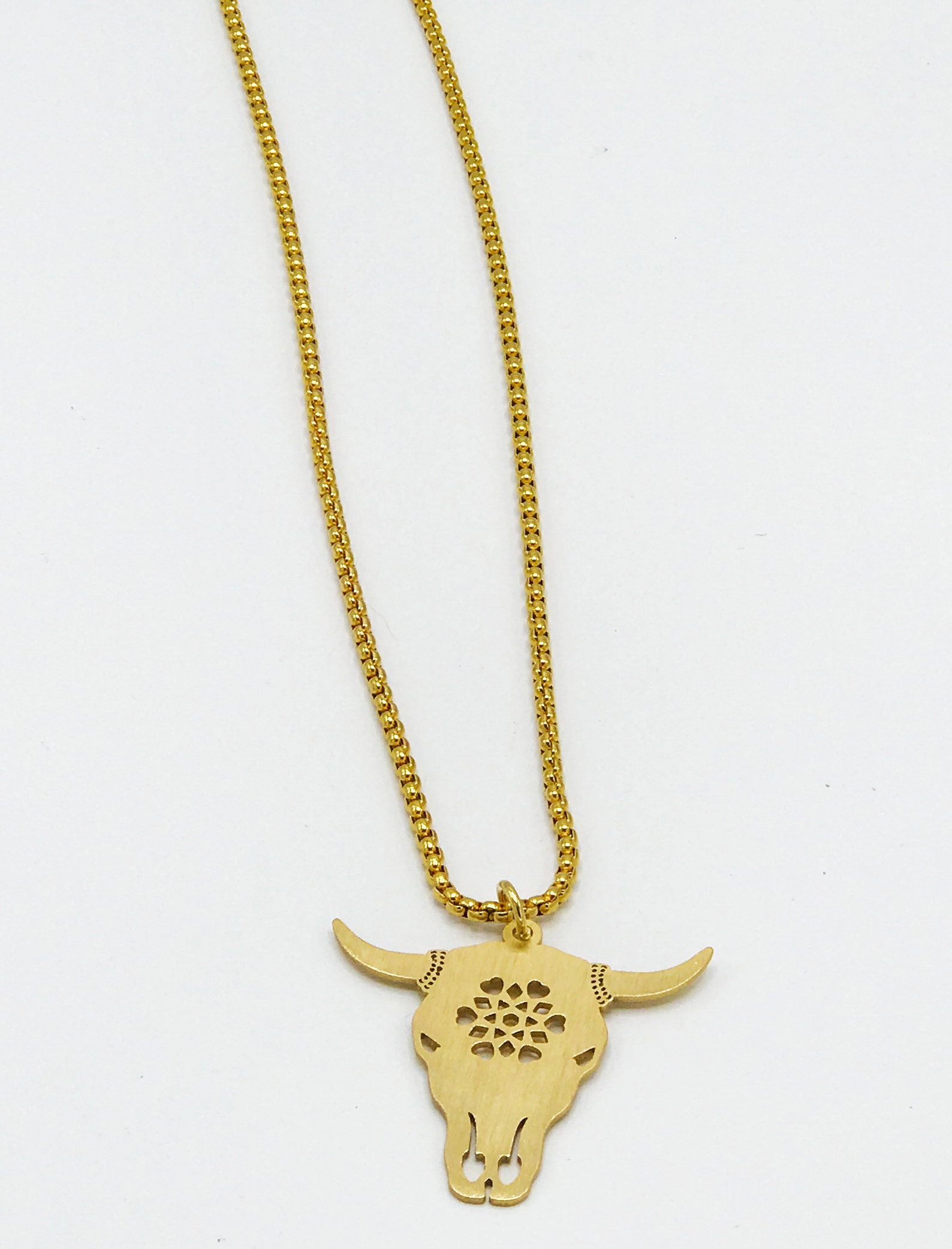Bull Charm Necklace: Large Stag Pendant, Gold or Silver - Etsy