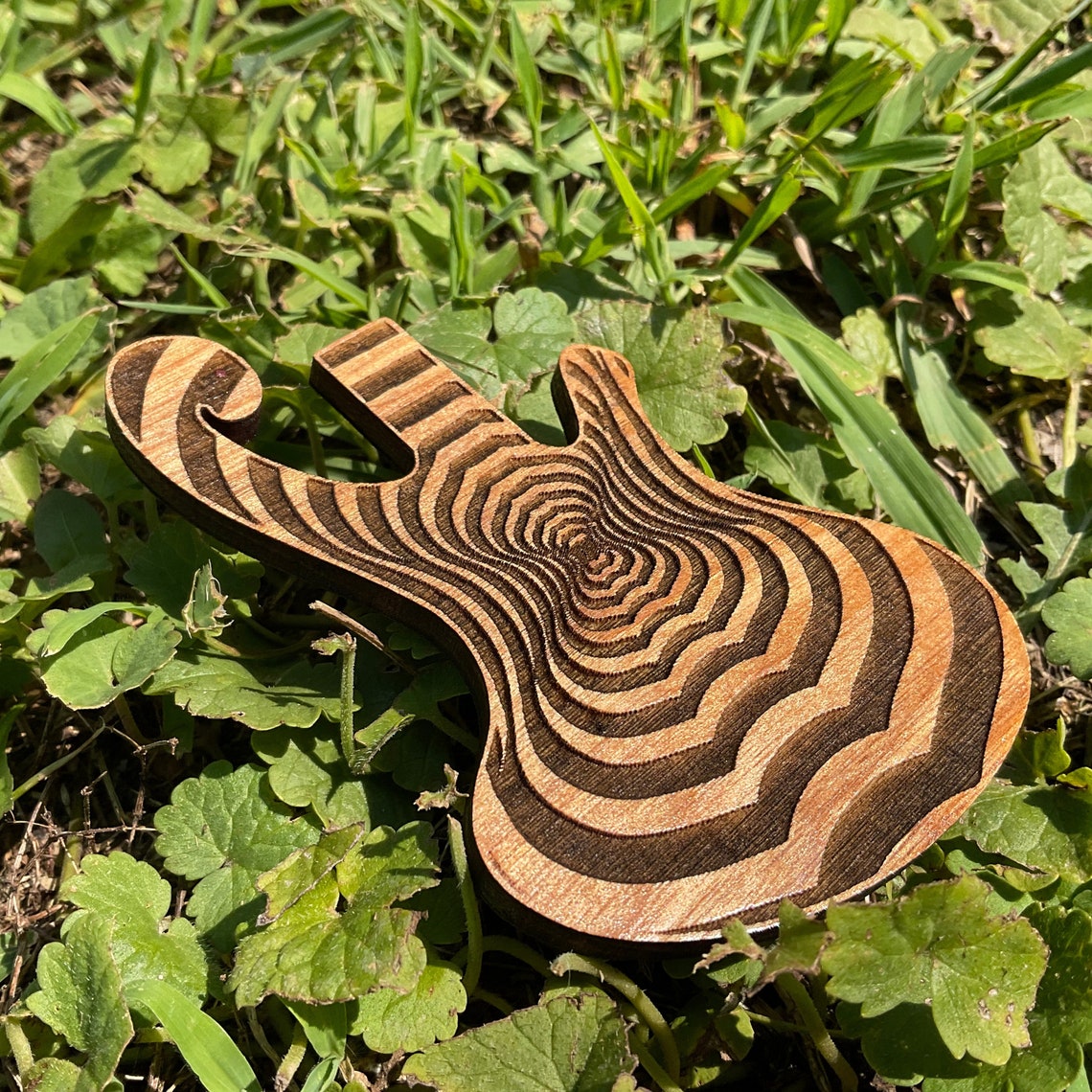 Pachyderm Bass Illusion Wood Magnet: Les Claypool Inspired Art - Etsy