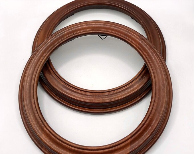 Vintage Van Hygan & Smythe, Round Plate Frame, Wooden Plate Frame ...