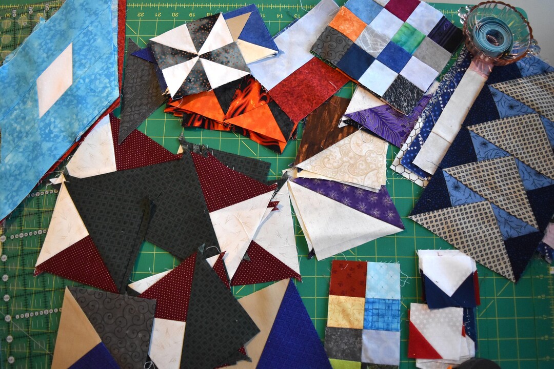 Bundle of Quilt Blocks, Lot of Quilt Pieces, Unfinished Quilt Project ...