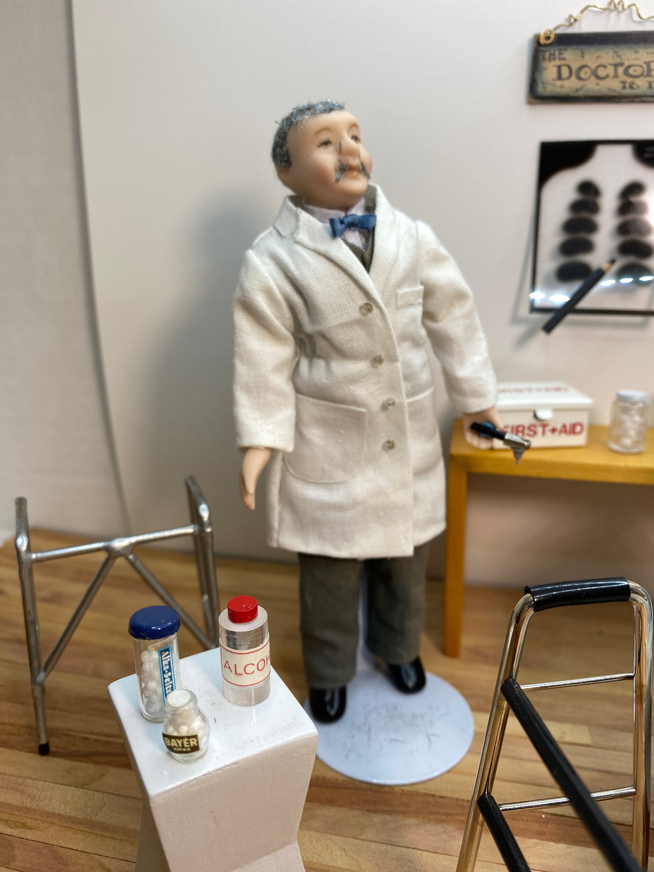 Dollhouse Miniature Medical Accessories ~ Doctor ~ Nurse ~ Patient ...