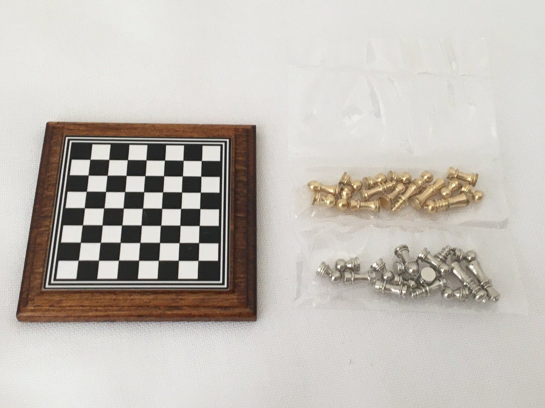 Dollhouse Miniature Chess Set ~ Chess Board ~ Game Room ~ Game ~ 1:12 ...