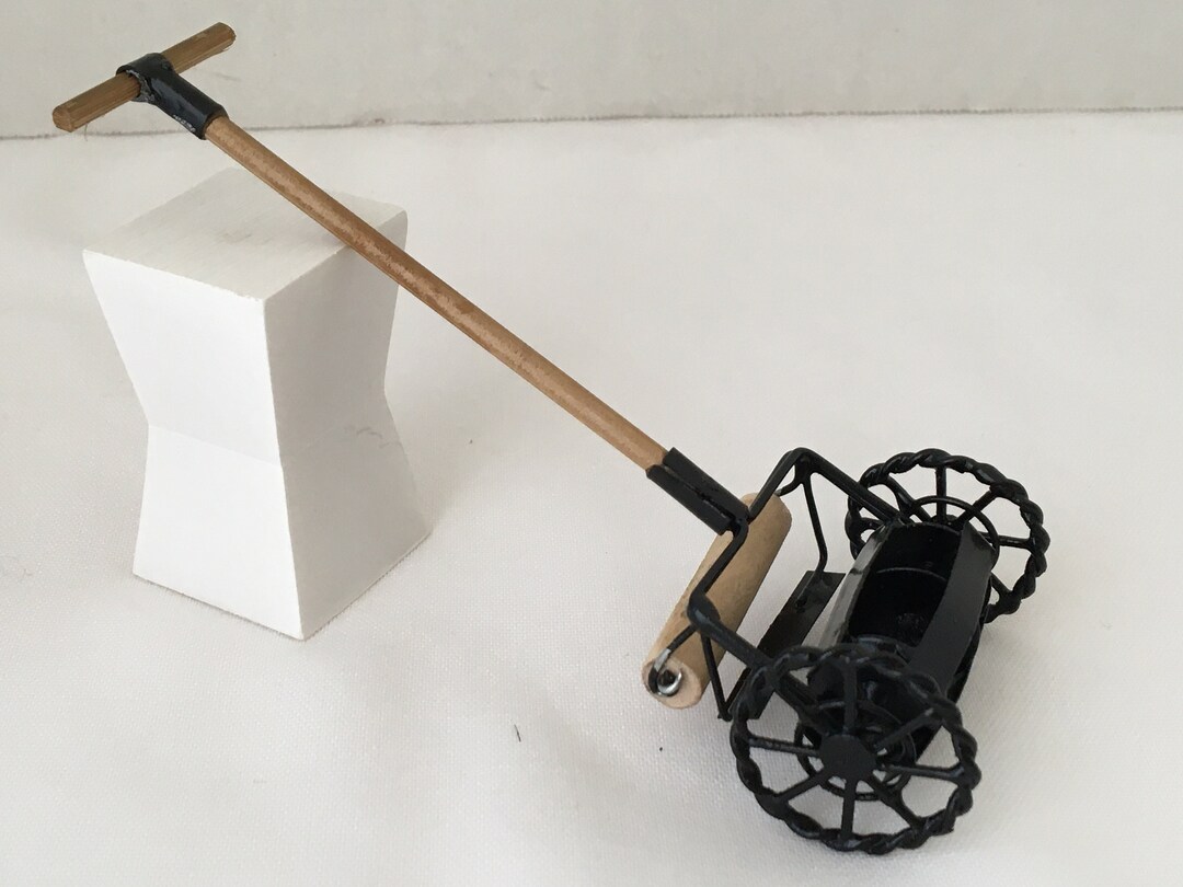 Dollhouse Miniature Lawnmower ~ Push Mower ~ Garage ~ Shed ~ Back Yard ...