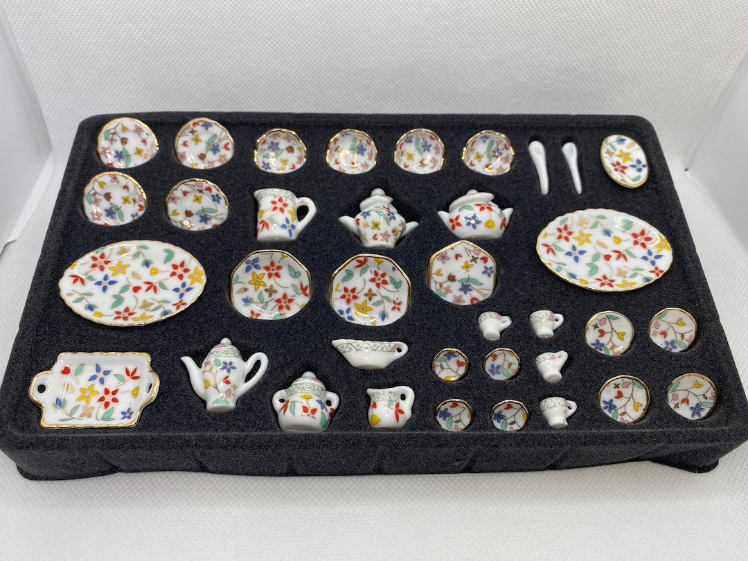 Dollhouse Miniature Dish Set Plates Cups Bowls Serving Dishes table ...