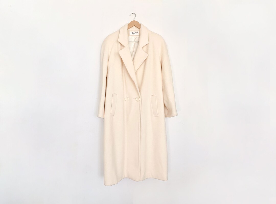 Vintage Women's Cream Wool Trench Coat Size Large – Long Overcoat, Beau ...