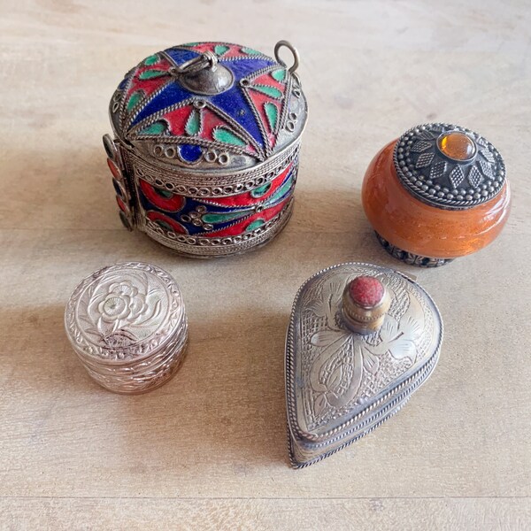 Tiny Trinket Box - Etsy