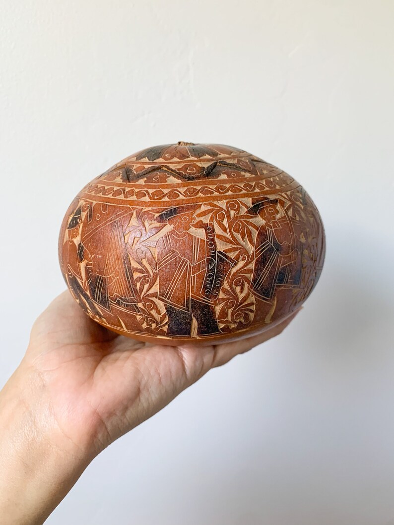 Vintage Peruvian Folk Art Gourd Box Carved Container - Etsy