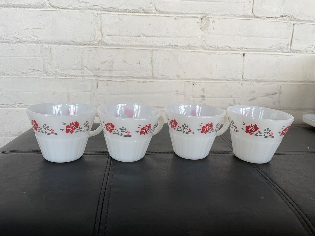 4 Pc Vintage Termocrisa Mexico Opaque Milk Glass Teacup and Saucer Set ...