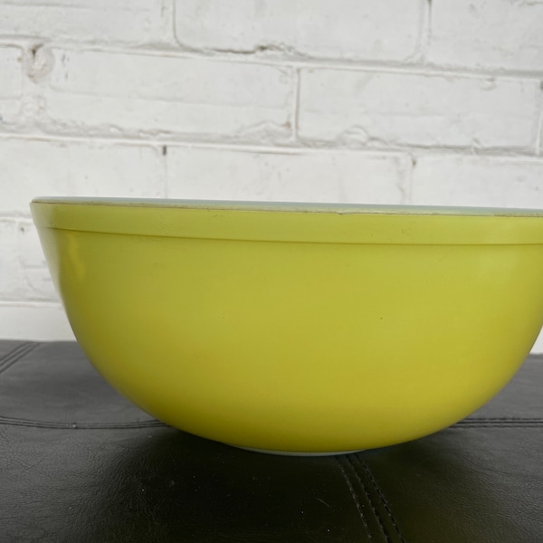 Large Yellow Pyrex Mixing Bowl - Etsy
