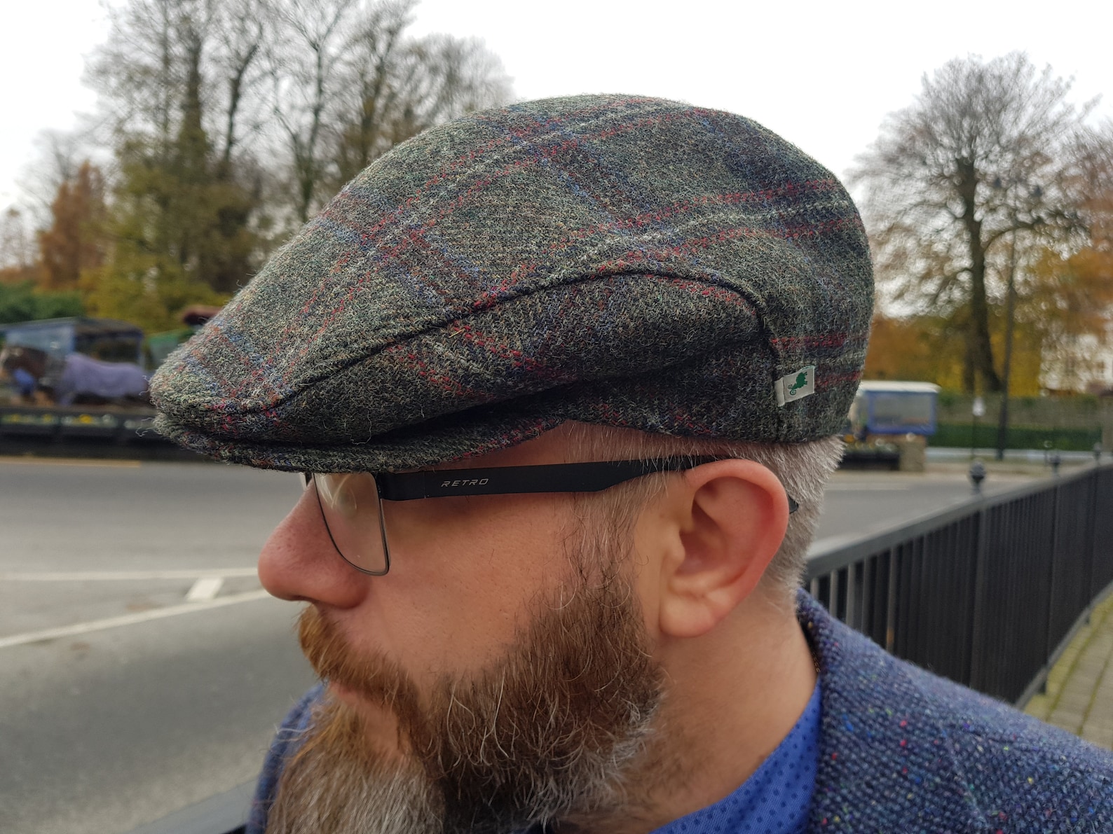 Traditional Irish Tweed Flat Cap - Paddy Cap - Green/red/blue Tartan ...