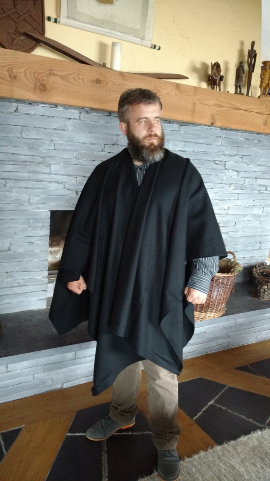 Irish Soft Lambswool Ruana, Wrap, Cape, Rectangle Cloak Arisaid - Black ...