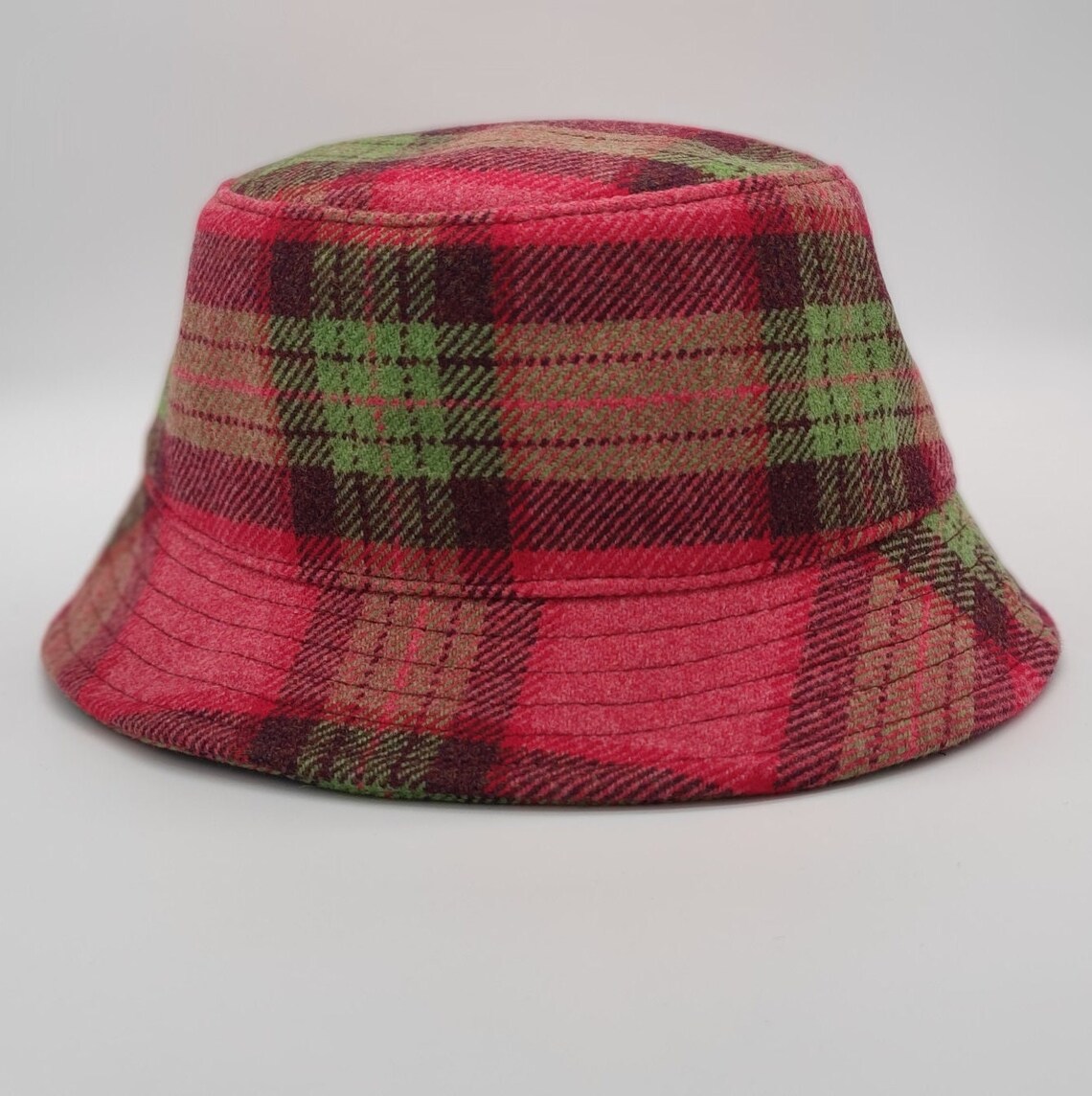 Ladies Irish Tweed Bucket Hat Round Hat Red Pink/green - Etsy
