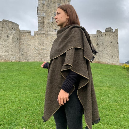 Irish Donegal Tweed Wool Ruana Cape Green With Yellow | Etsy