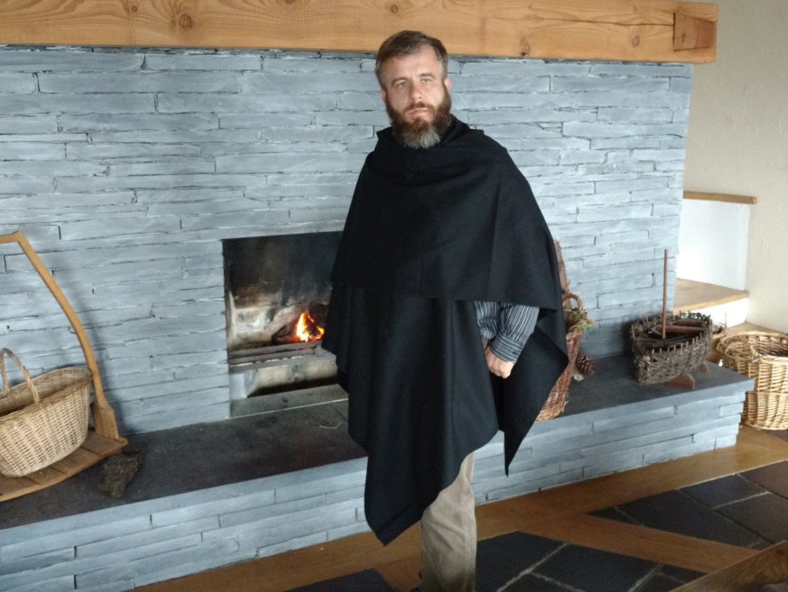 Irish Soft Lambswool Ruana, Wrap, Cape, Rectangle Cloak Arisaid - Black ...