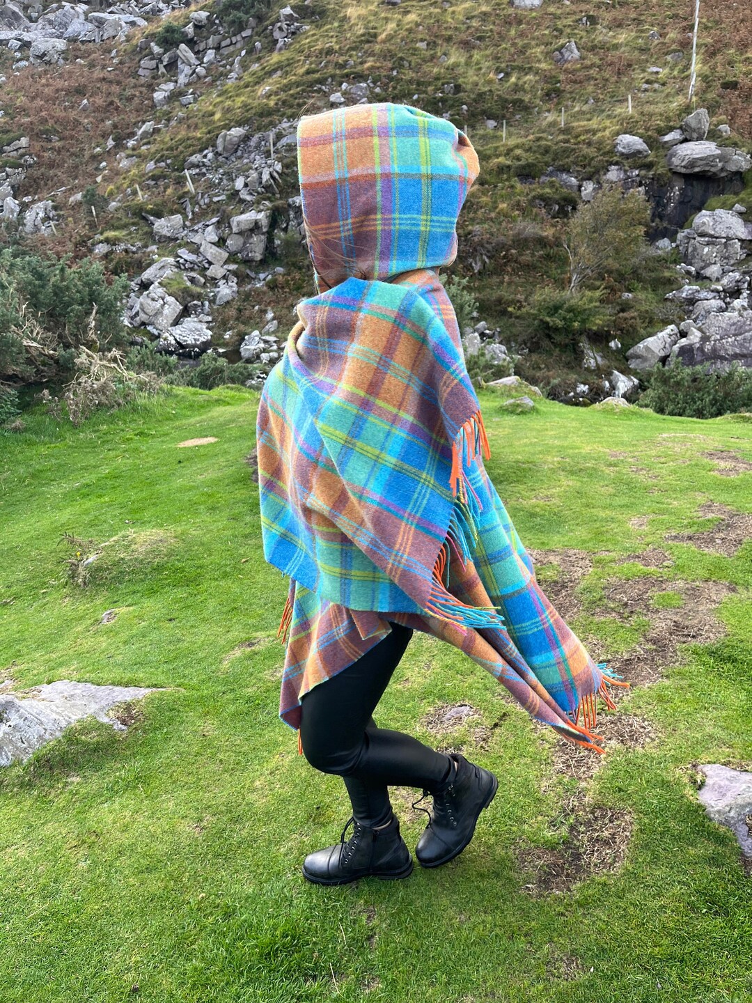 Hooded Irish Pure Supersoft Lambswool Cape, Ruana, Wrap 100% Pure New ...