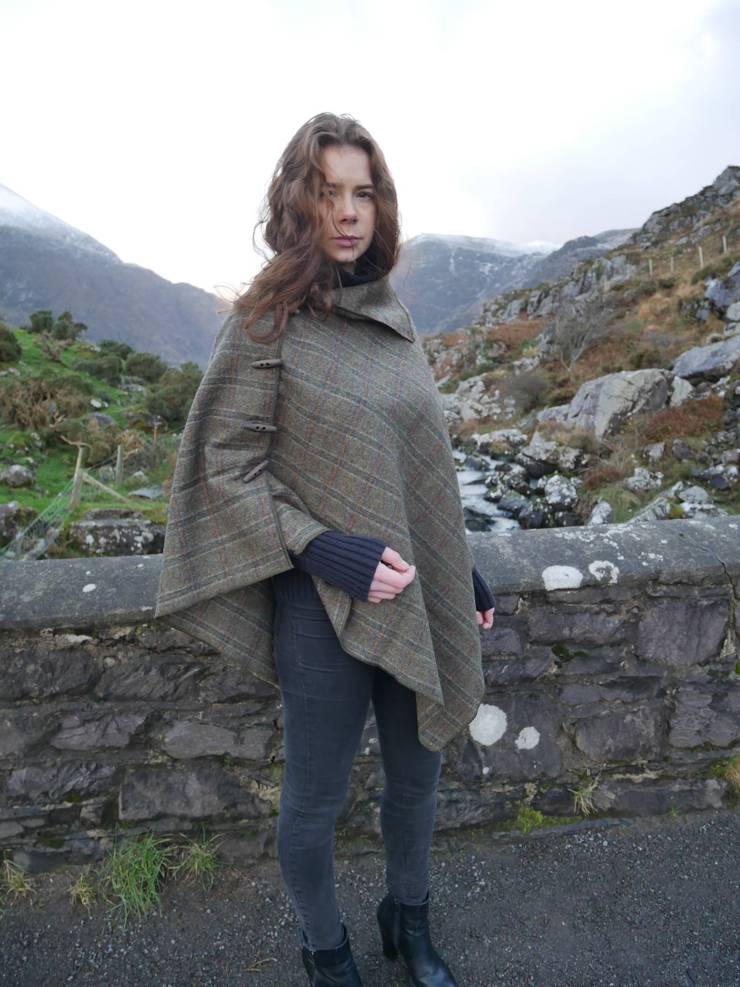 Versatile 3in1-irish Tweed Wool Poncho, Cape & Shawl - Green Irish ...