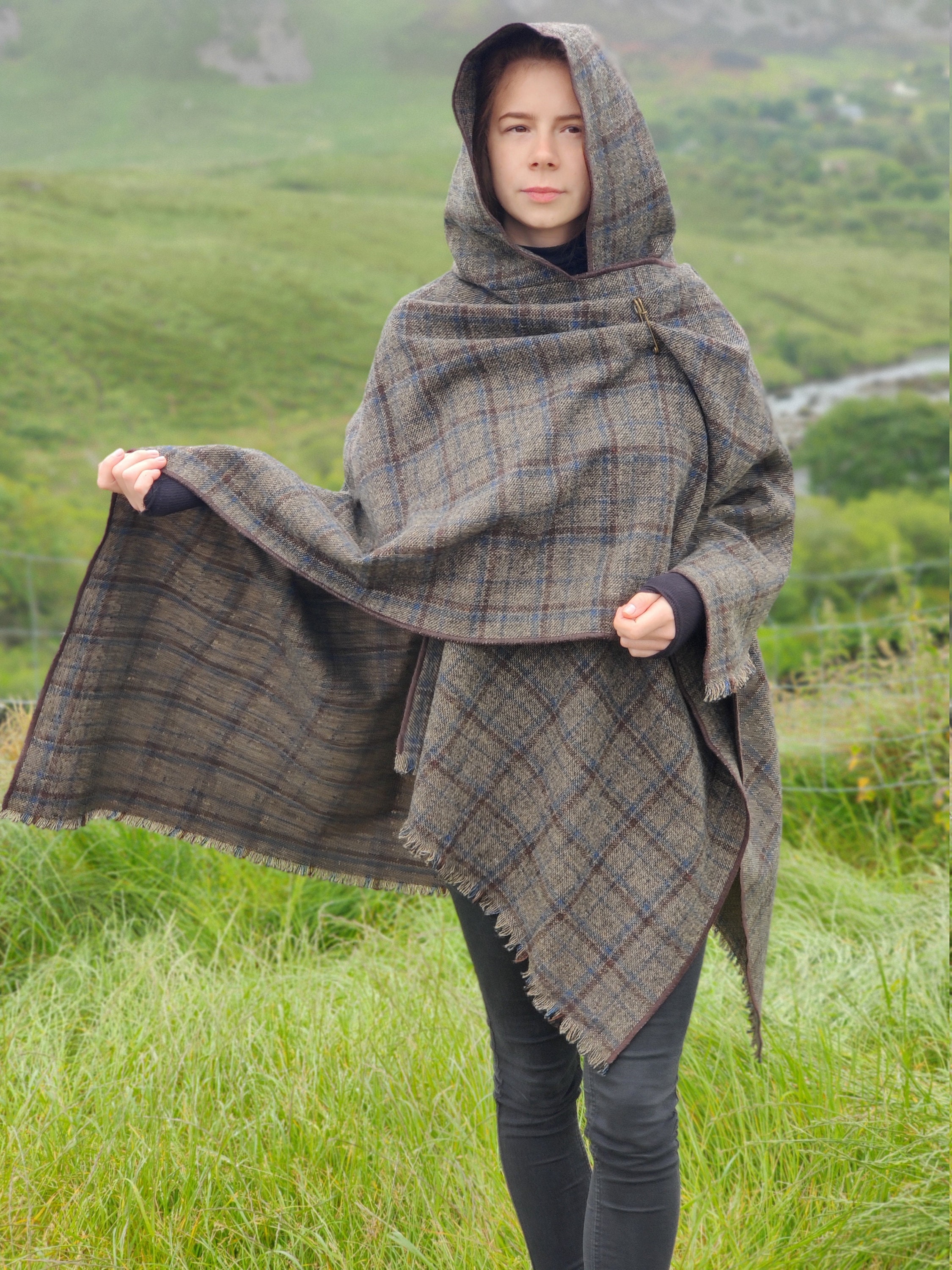 Irish woven wool hooded ruana, wrap, arisaid - brown/baige with blue ...