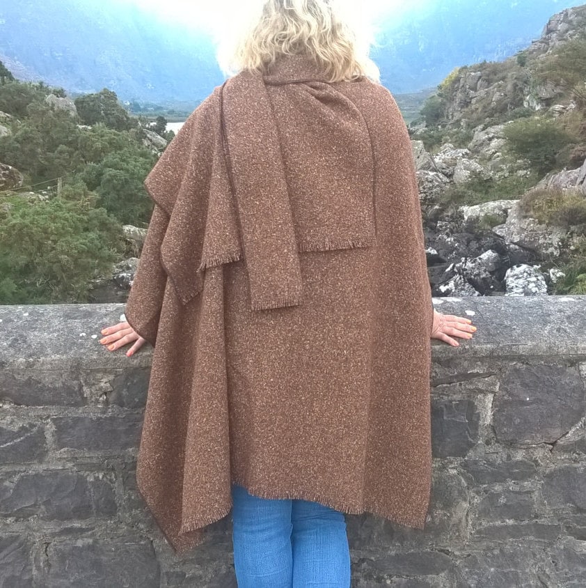 FREE WORLDWIDE SHIPPING -Irish tweed wool ruana, celtic wrap,cape,shawl ...