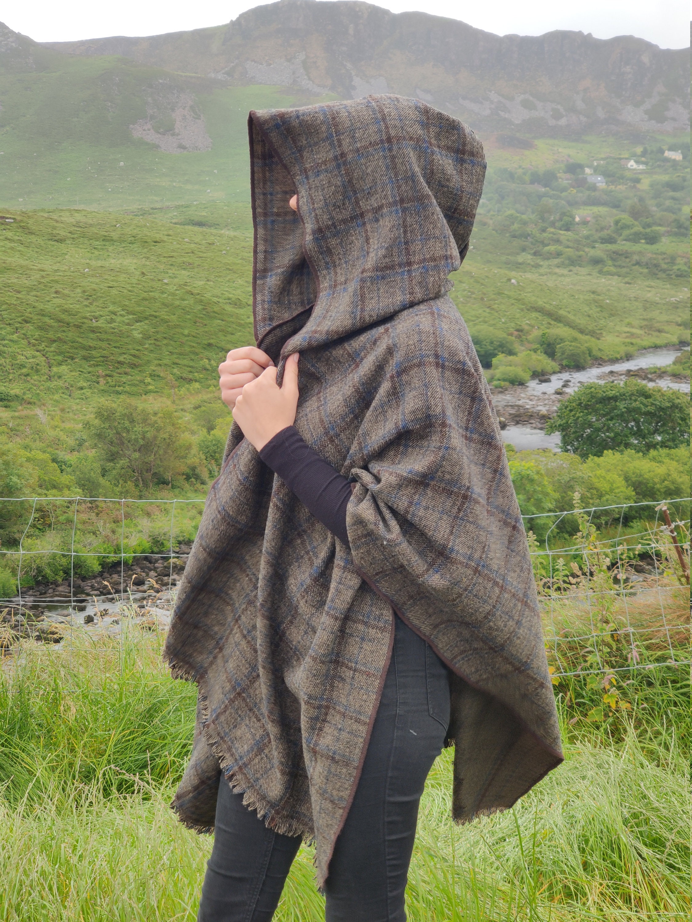 Irish woven wool hooded ruana, wrap, arisaid - brown/baige with blue ...