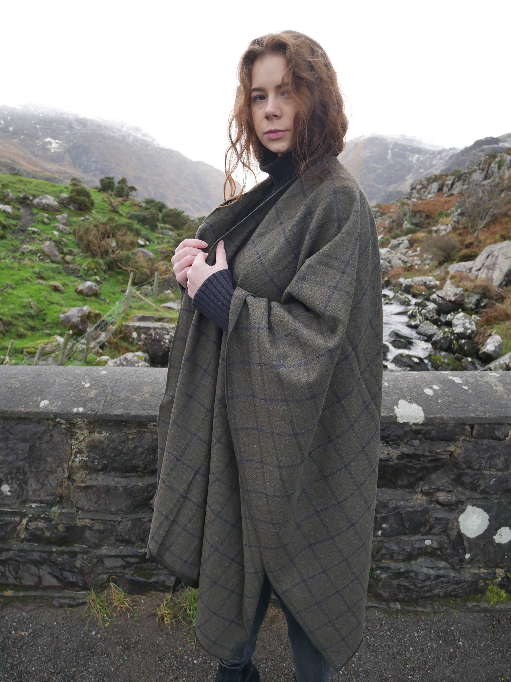 Irish tweed ruana, Irish wrap, large shawl -arisaid - moss green ...