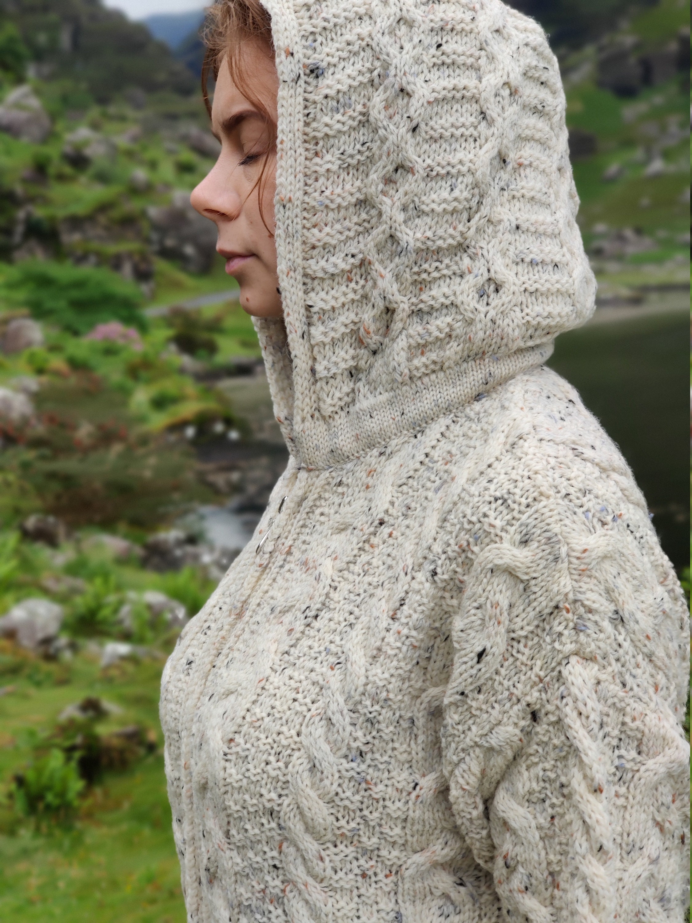 Irish Aran long cardigan with pockets - zipper closure - green - 100% ...