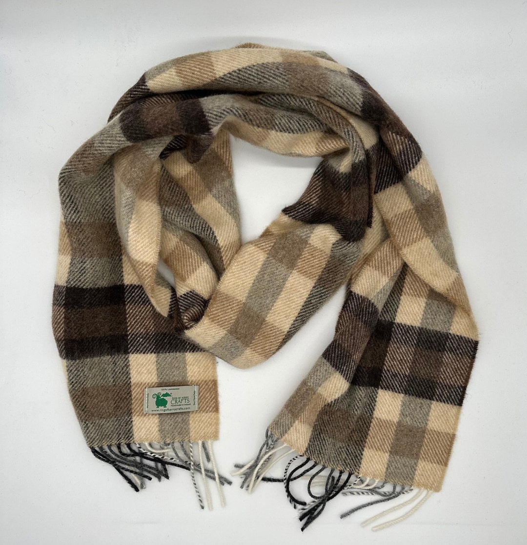 Handcrafted Irish Lambswool Scarf - Luxurious Warmth, Timeless Elegance ...