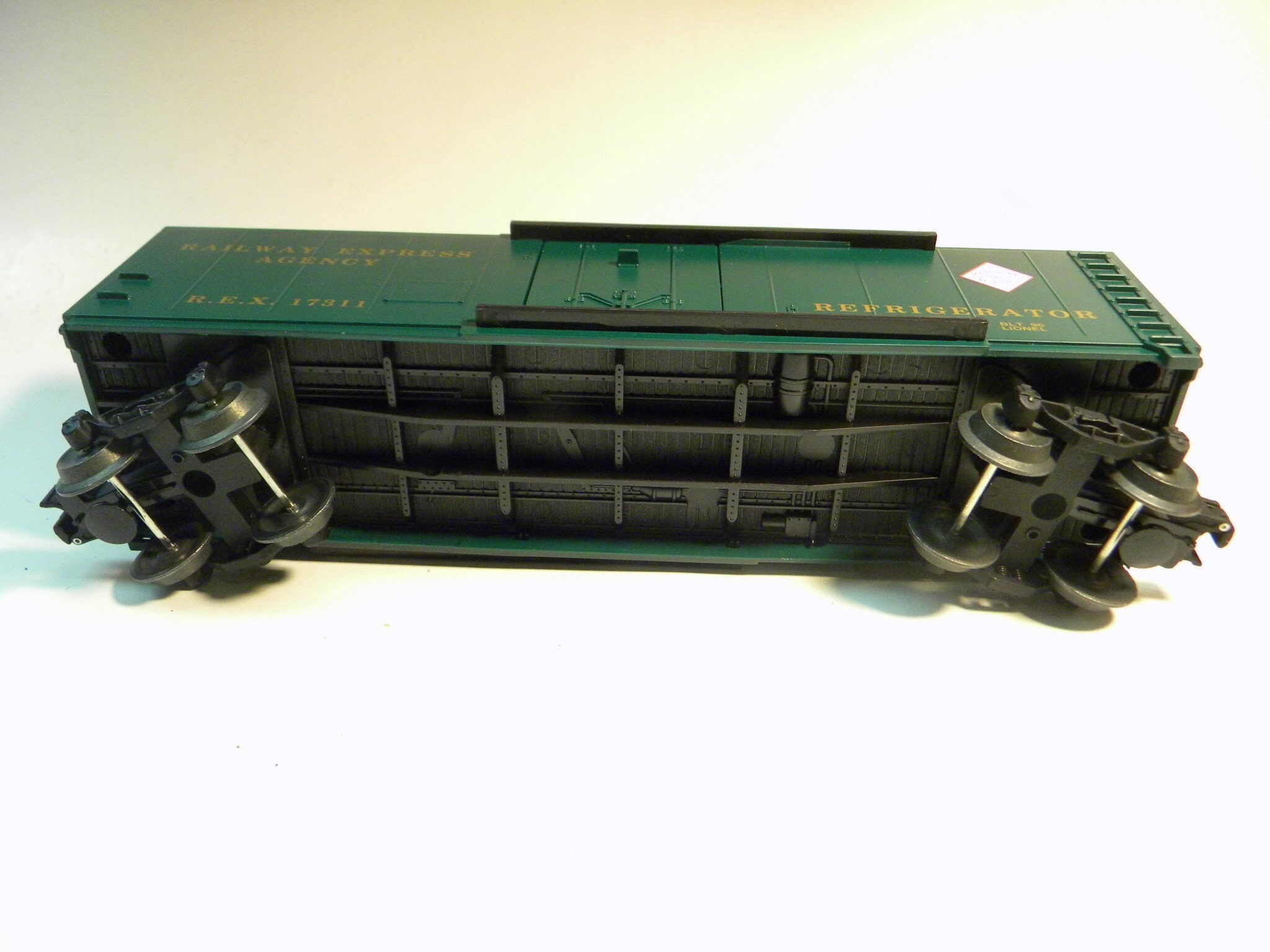 Lionel 17311 Railway Express Agency Standard O Refrigerator Car ...