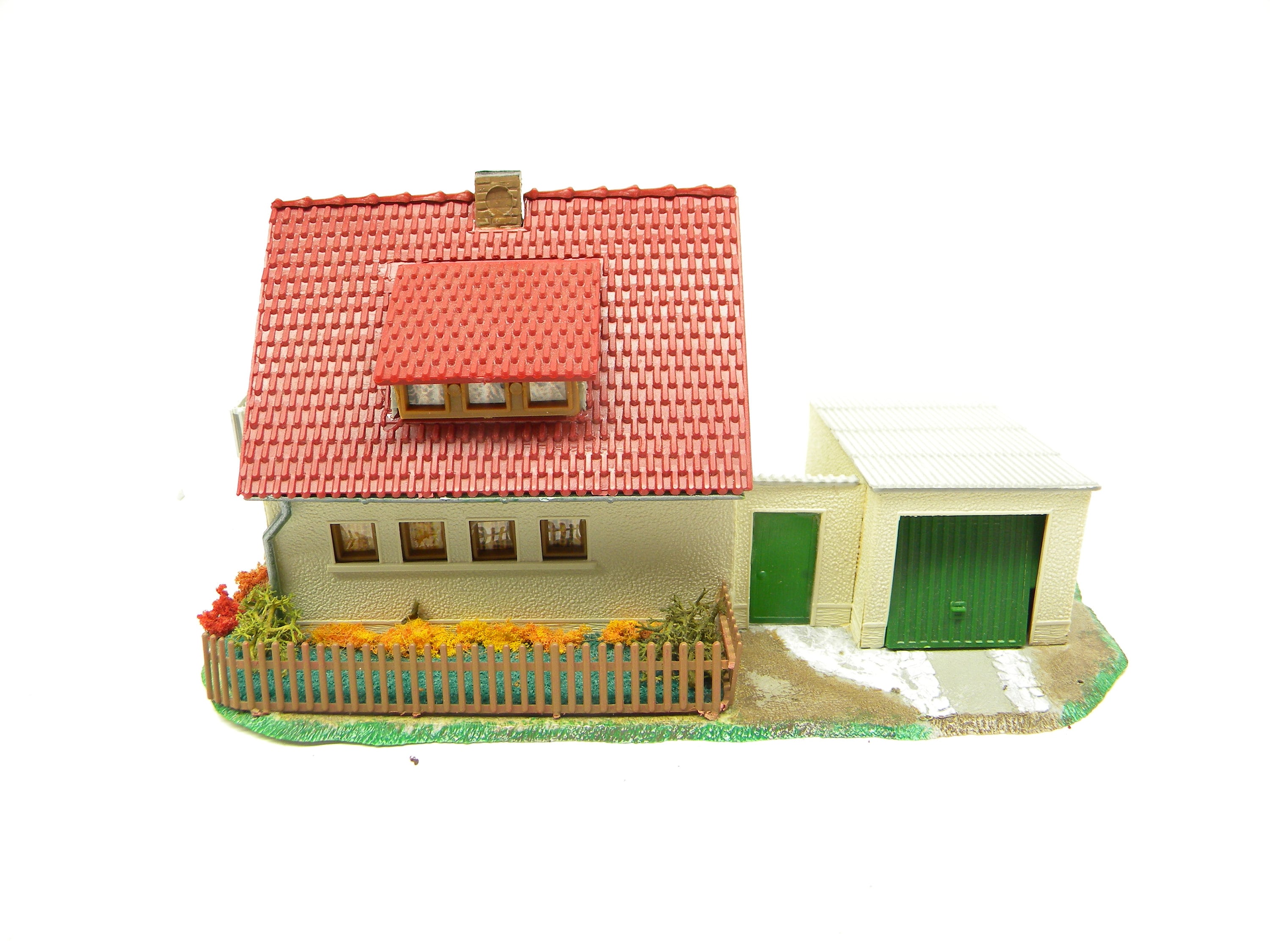 Faller HO 1 1/2 Story Stucco House With Detached Garage and Fence - Etsy