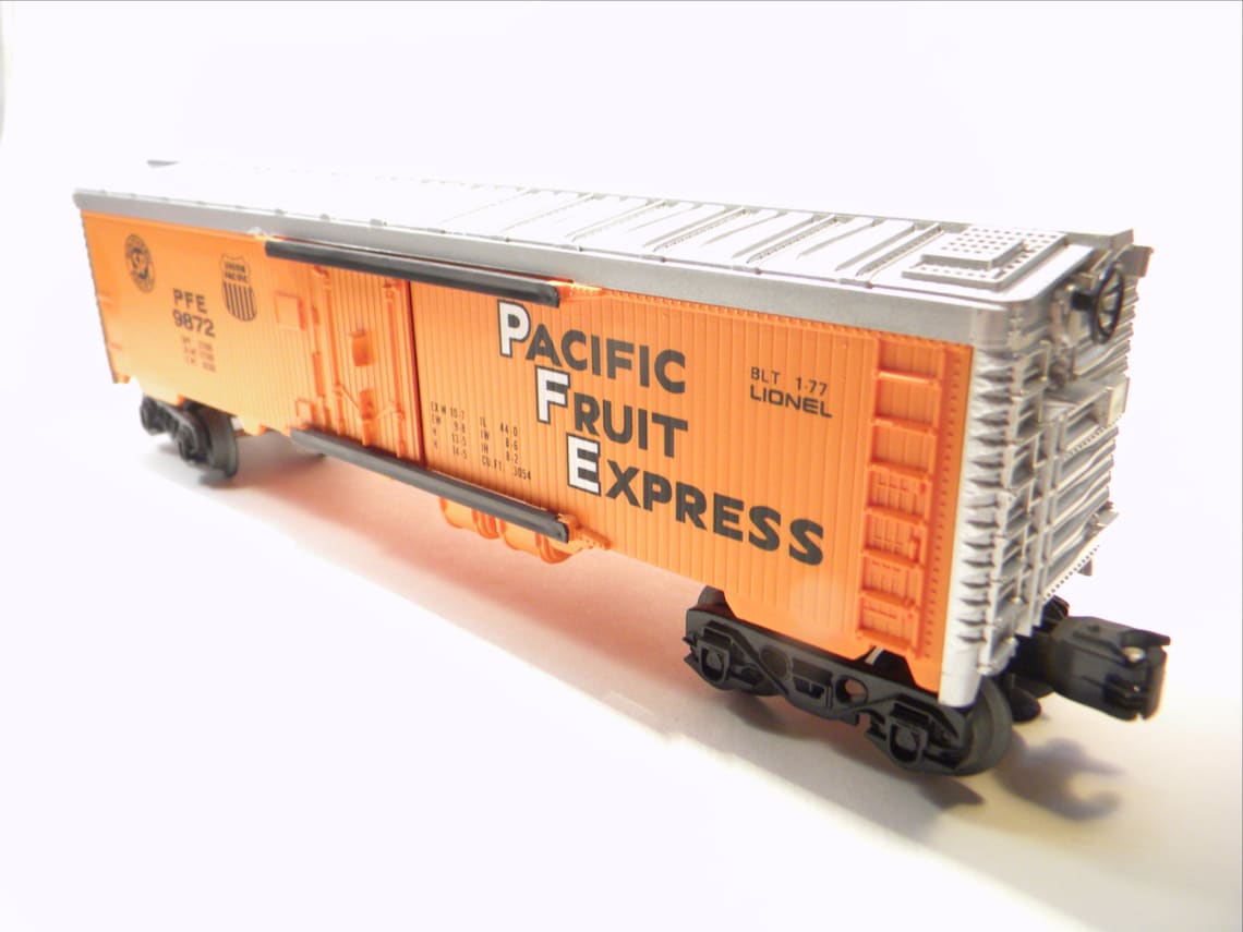 Lionel 9872 Pacific Fruit Express Reefer O Gauge Train - Etsy