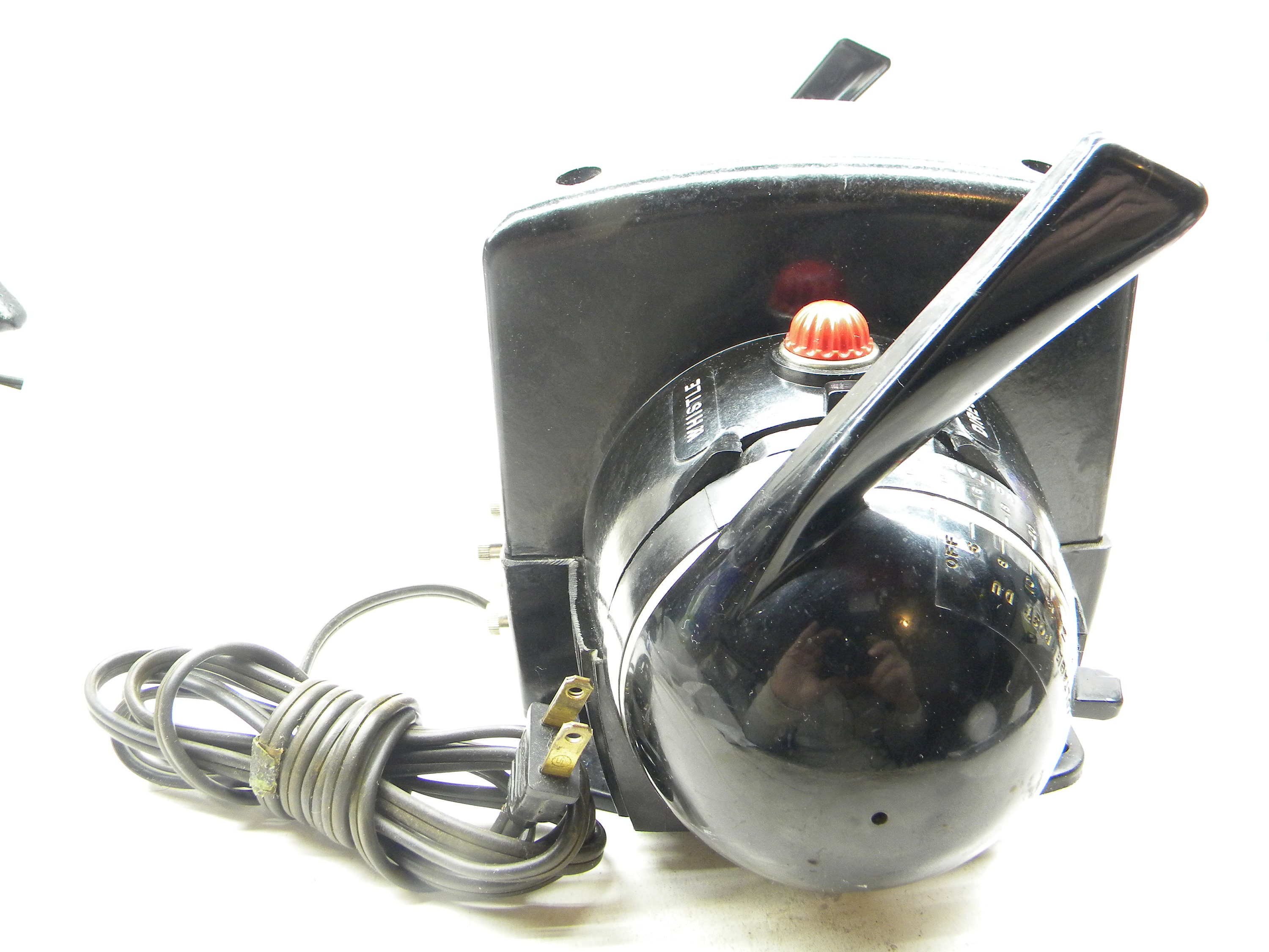 Lionel ZW 275 Watt 4 Train Trainmaster Transformer With Whistle ...