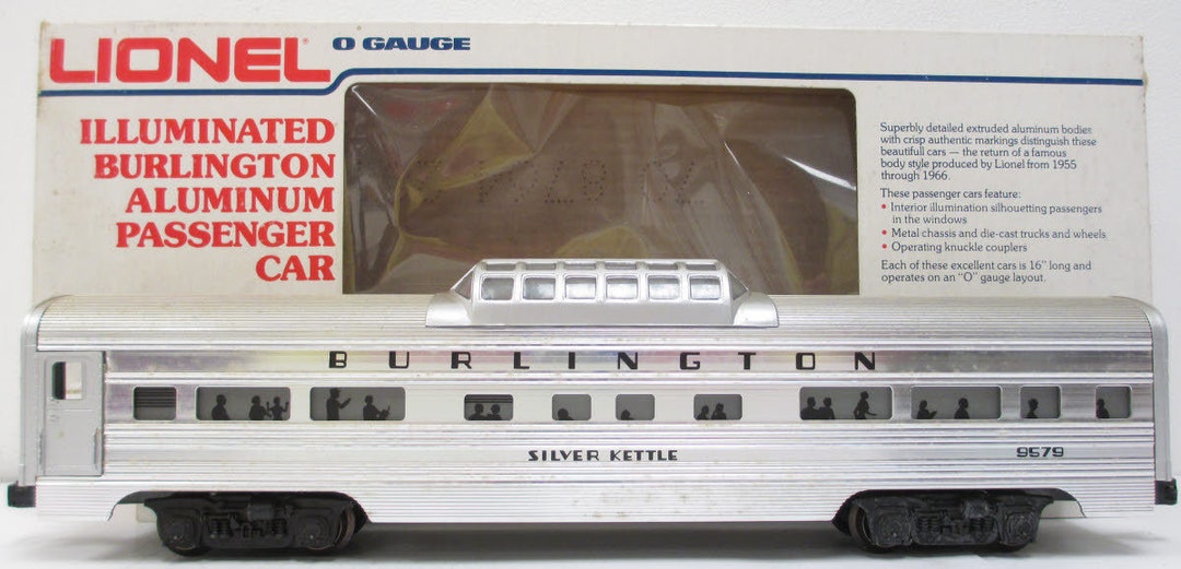 Lionel 9579 Burlington Texas Zephyr Silver Kettle Aluminum Vista Dome ...