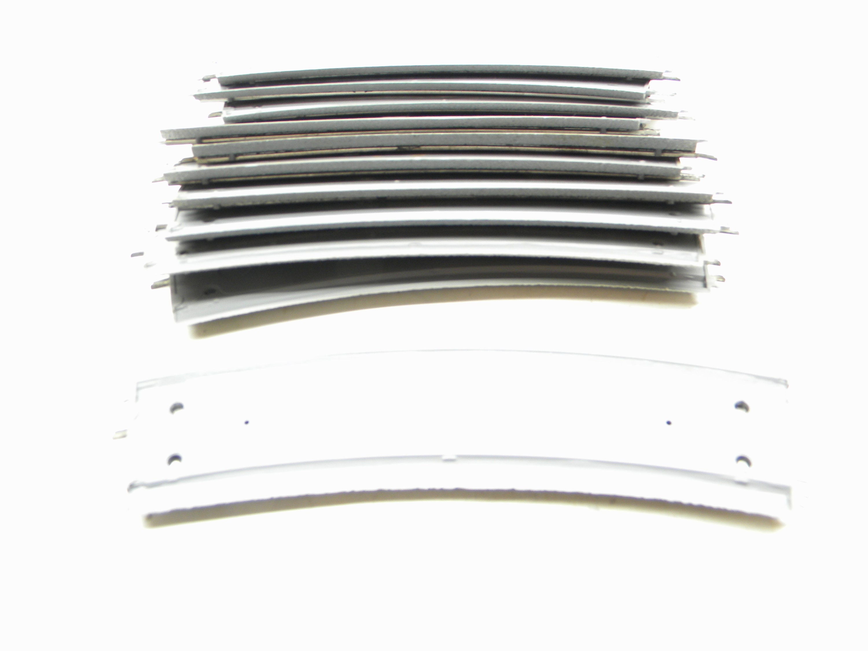 Vintage Marx HO Curve Track With Roadbed Gray Full Circle of 12 ...