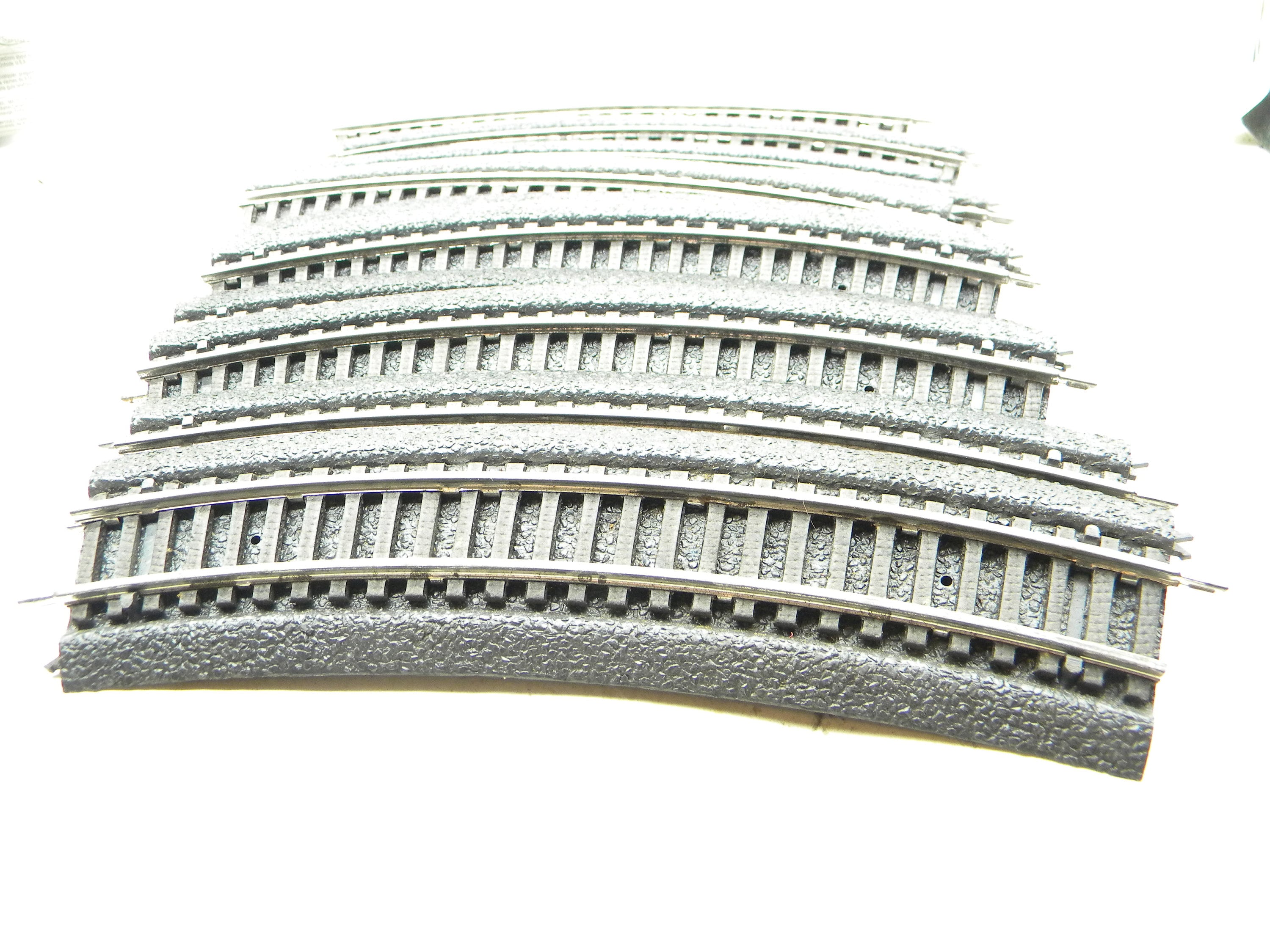 Vintage Marx HO Curve Track With Roadbed Black Full Circle of 12 ...