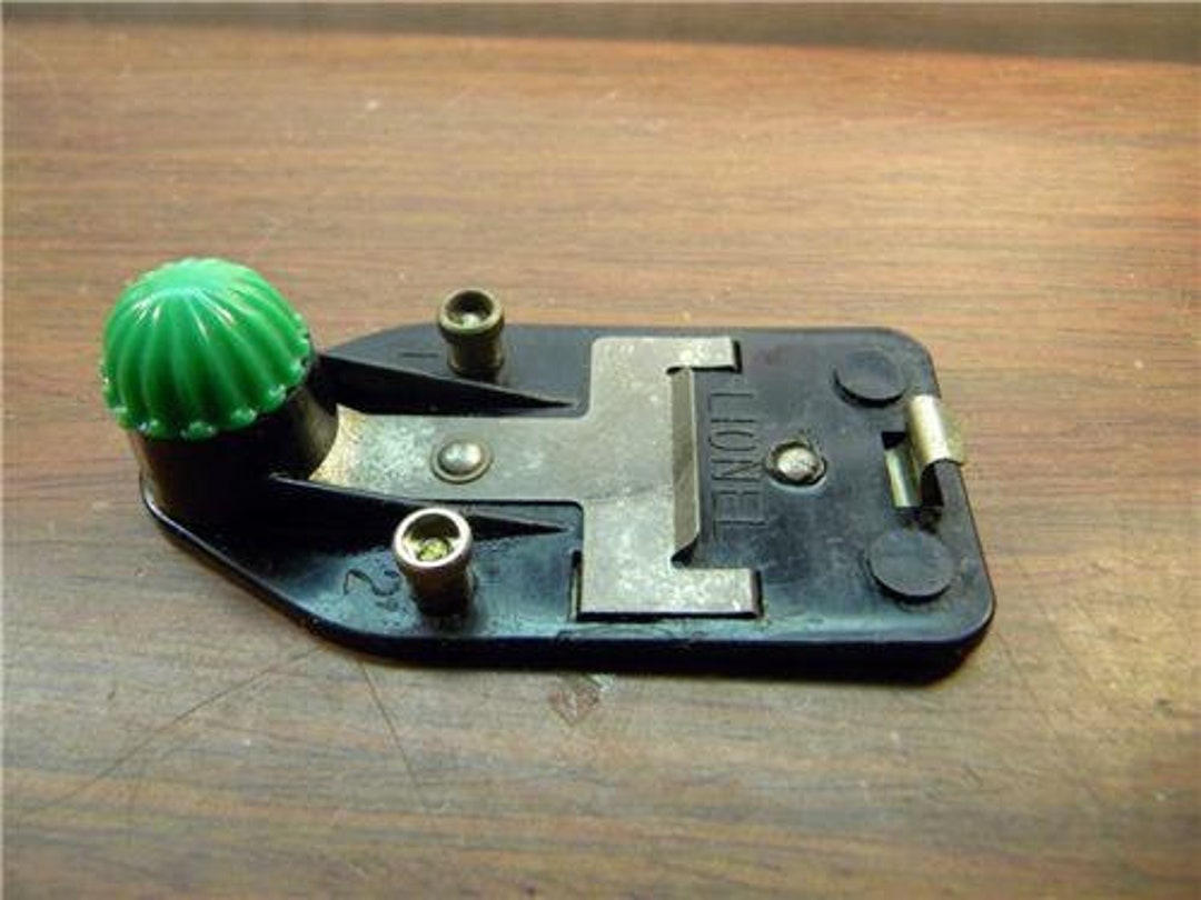 Lionel LTC Lighted Lockon - Etsy