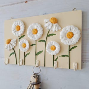 White Daisies Rustic Key Holder, White Floral Decorative Key Hanger ...