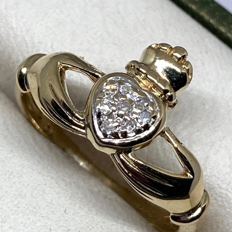 Claddagh Ring - Etsy