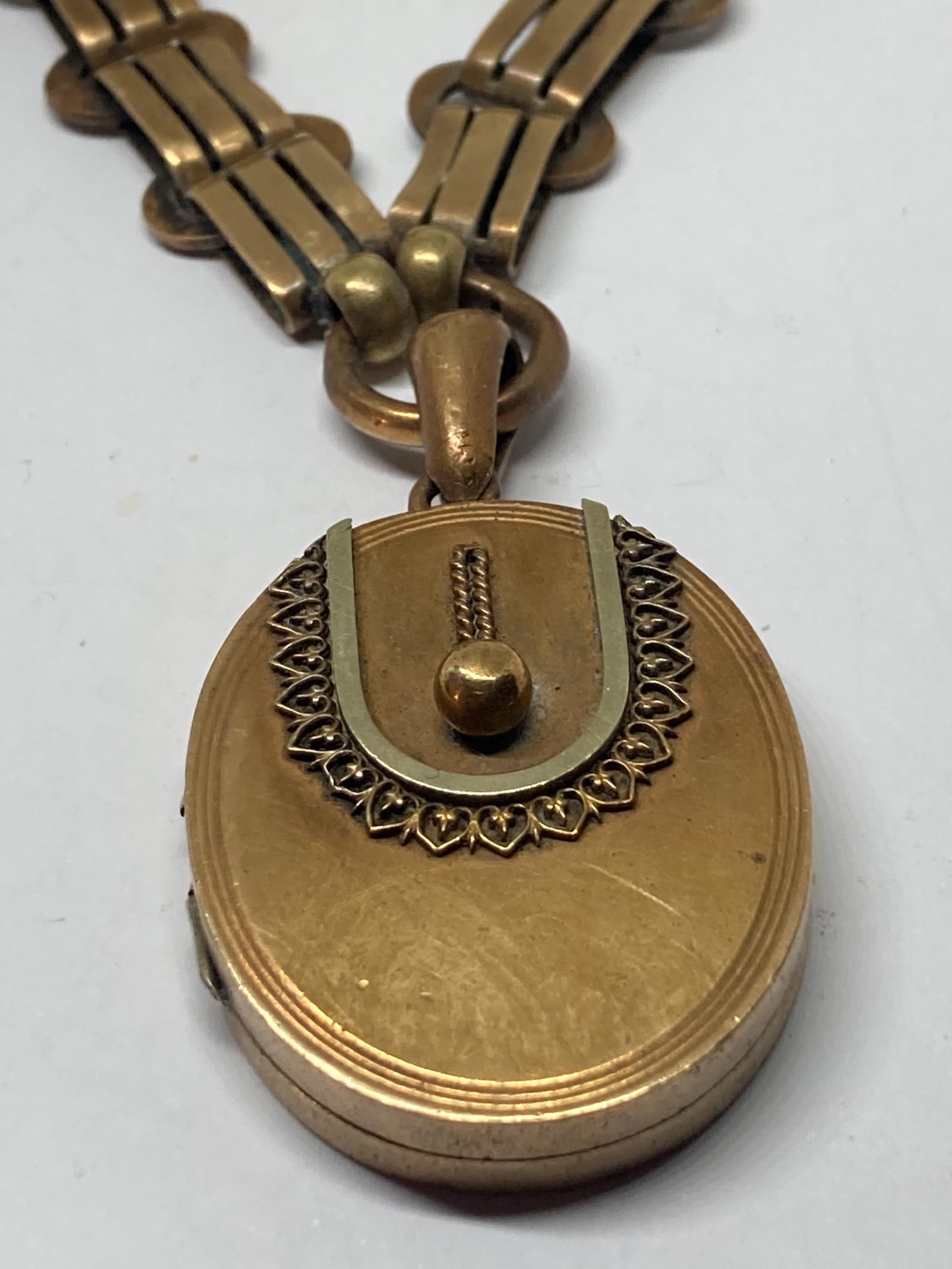 Antique Victorian Pinchbeck Gilt Metal Bookchain Necklace: Double Photo ...