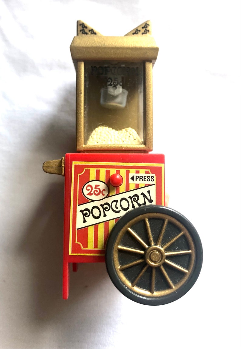 Acme Popcorn Maker Refrigerator Magnet Dollhouse, SOUND Magnet 2000 ...