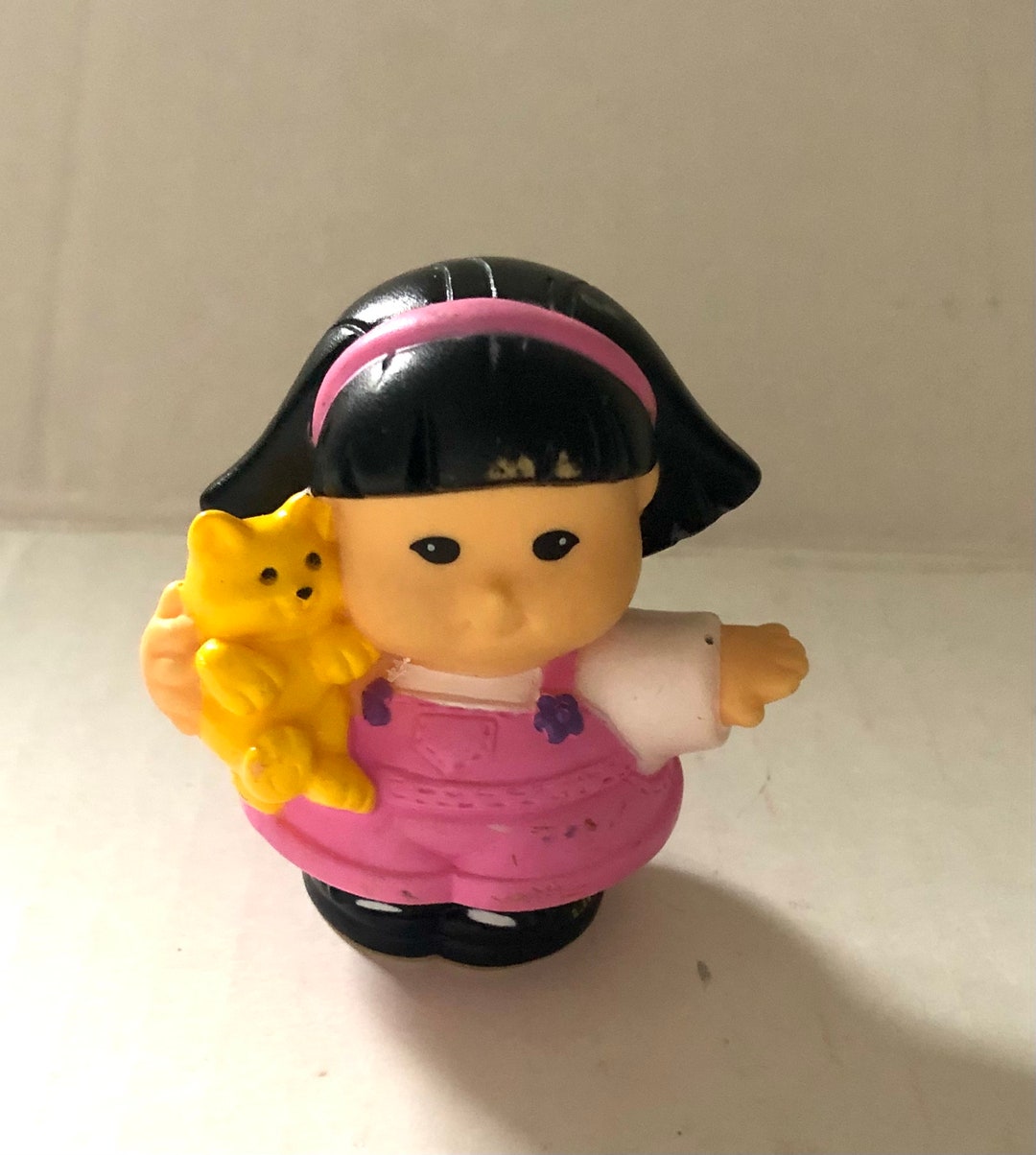 Vintage Fisher Price Little People Sonya Lee Cat Kitten 2007 Figure ...