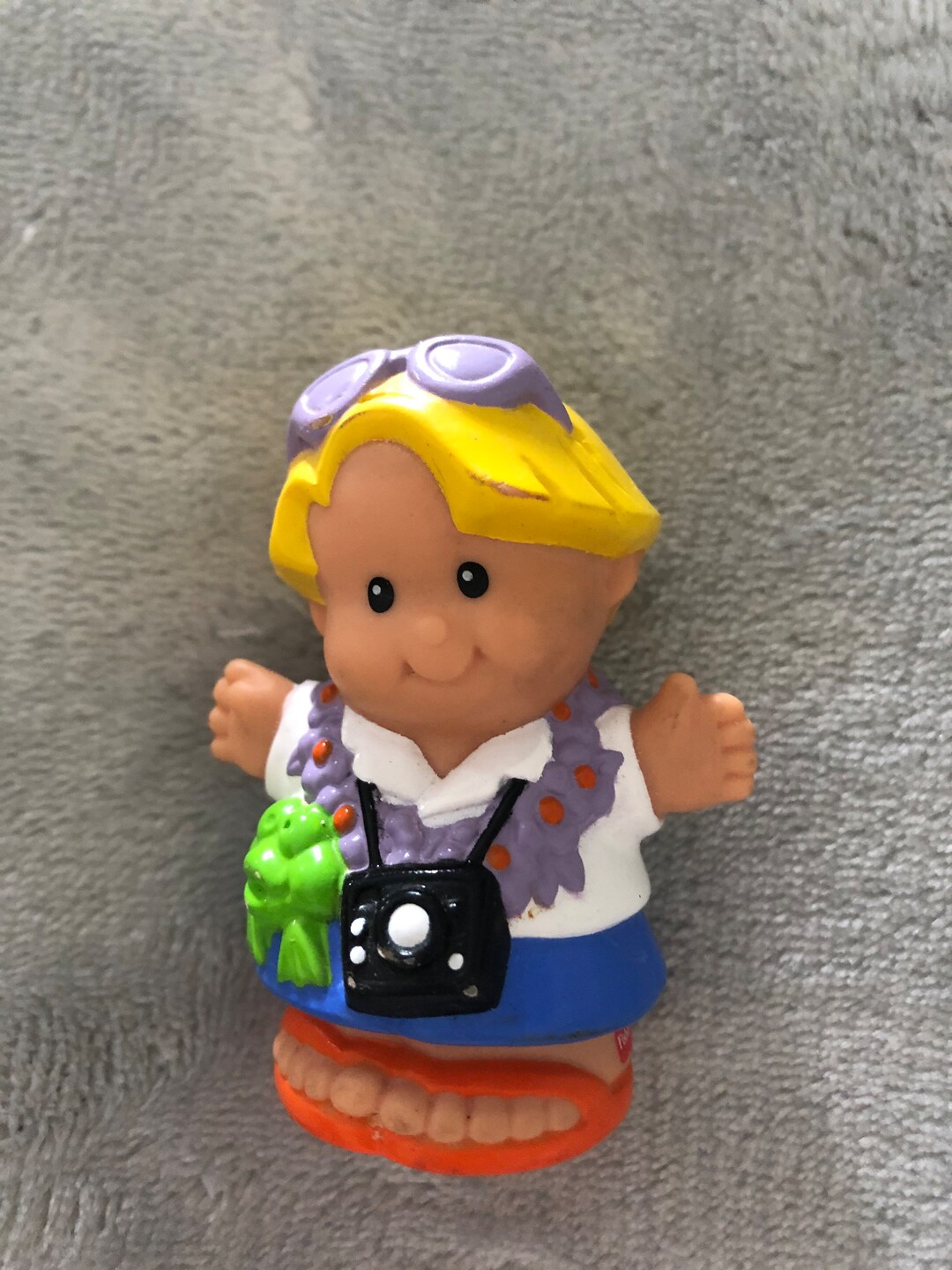 Fisher Price Little People EDDIE Boy With Camera Lei Frog Tourist on ...