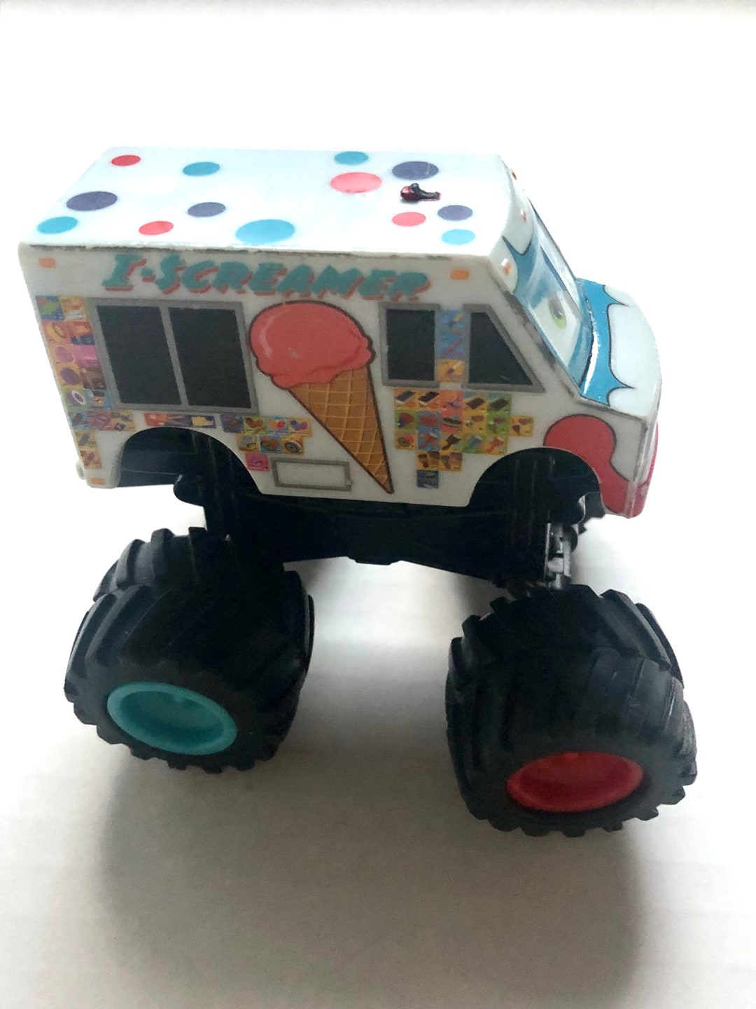 Disney Pixar Cars Screamer Monster Ice Cream Truck 1:55, Cars Toon ...