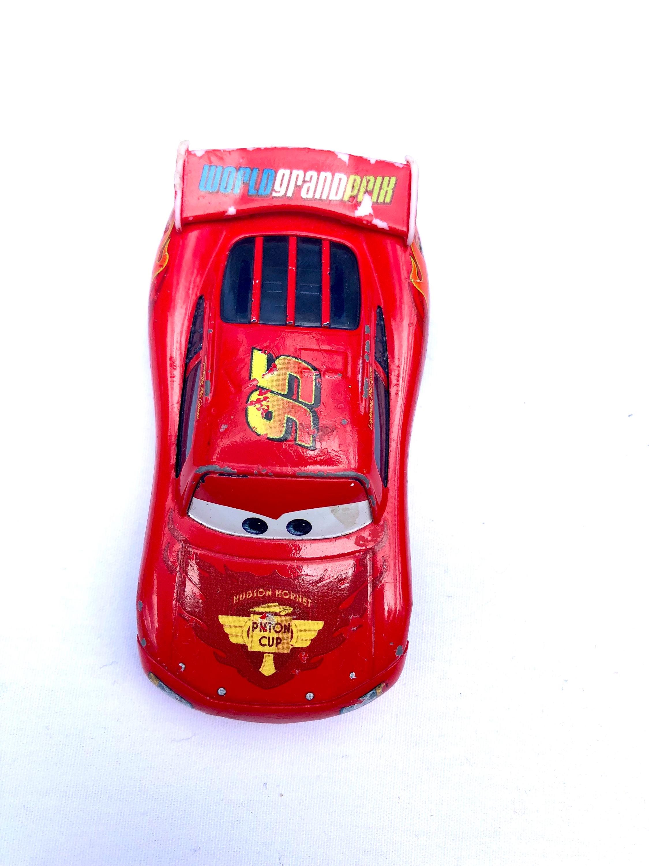 Disney Pixar Cars 2 Lightning Mcqueen Diecast Piston Cup World Grand ...