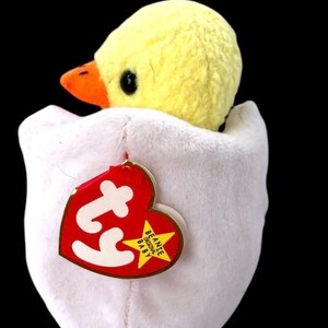 Ty Beanie Baby Eggbert the Chick in an Egg 1998/1999 Collectable ...