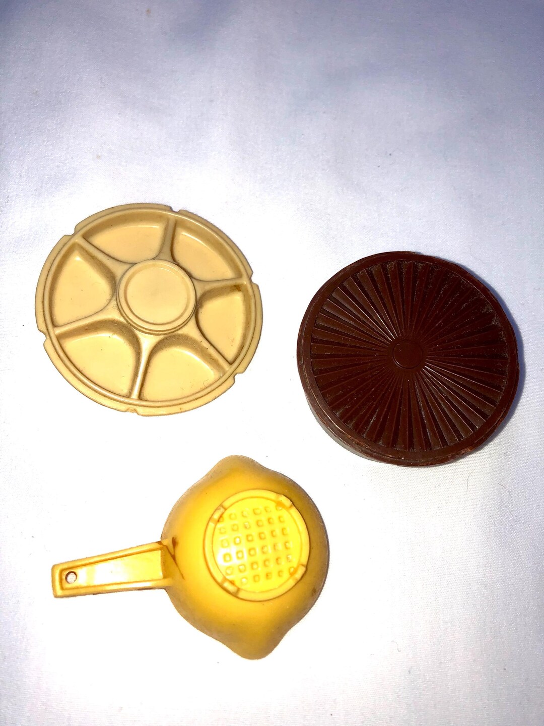 Tupperware Retro Miniature Fridge Refrigerator Magnets , Vintage ...