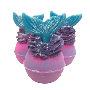 Mermaid Bath Bomb Mermaid Bubble Bath Mermaid Party Favor Bath Bomb ...