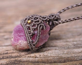 Black Star With Raw Crystal Macrame Necklace Pendant,bohemian Macrame Handmade - Etsy