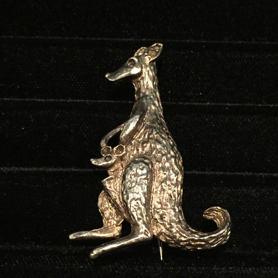 Antiqued Kangaroo & Joey Pin - CA 1960's - Pin206 - Gem