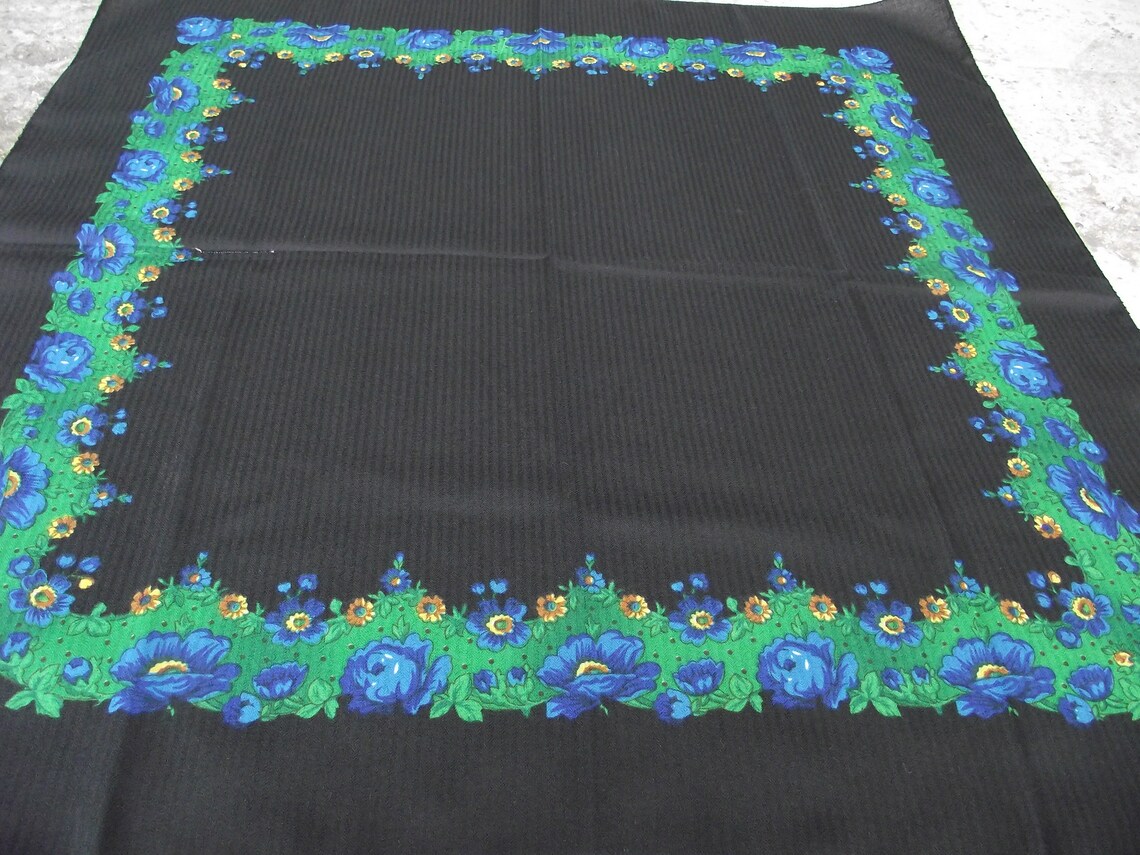 Beautiful Russian Scarf Floral Vintage Ukrainian Romanian - Etsy