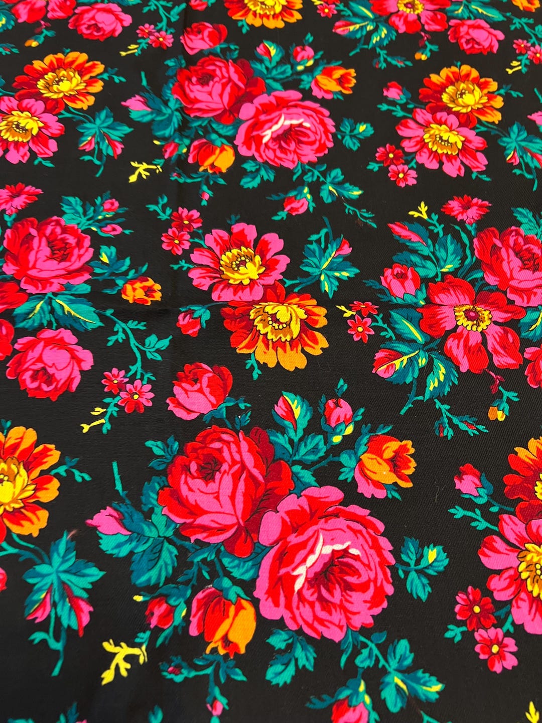 Wool Fabric to the Old Romanian Skirt Ukrainian Romanian Folk Retro ...